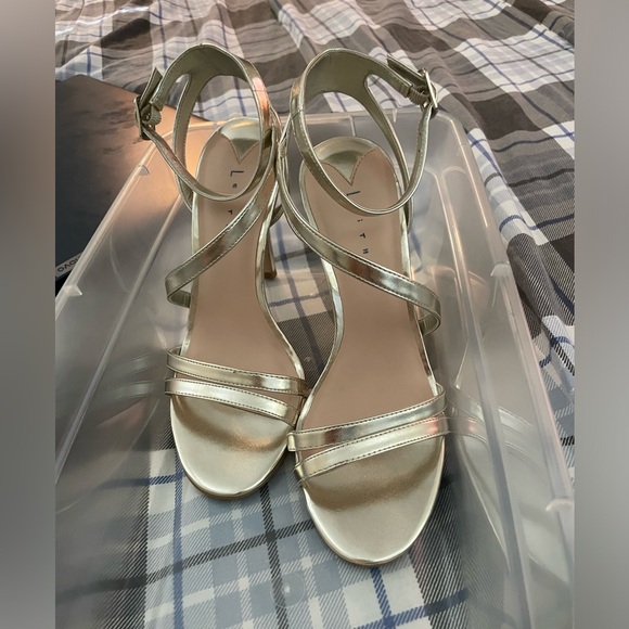 Leith | Shoes | Leith Gold Heel Sandals | Poshmark